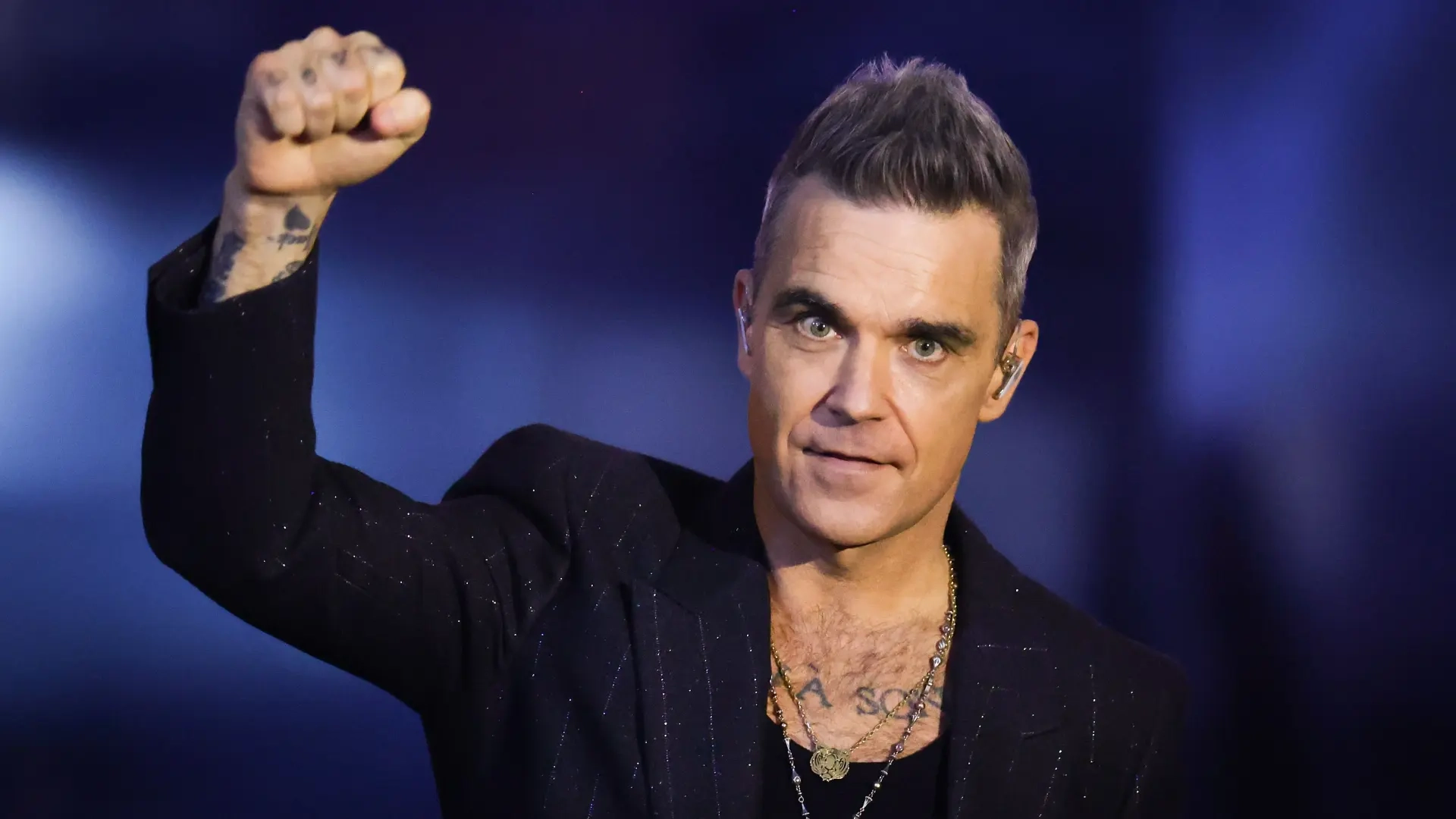 Artista irlandés inicia batalla legal contra Robbie Williams por ...