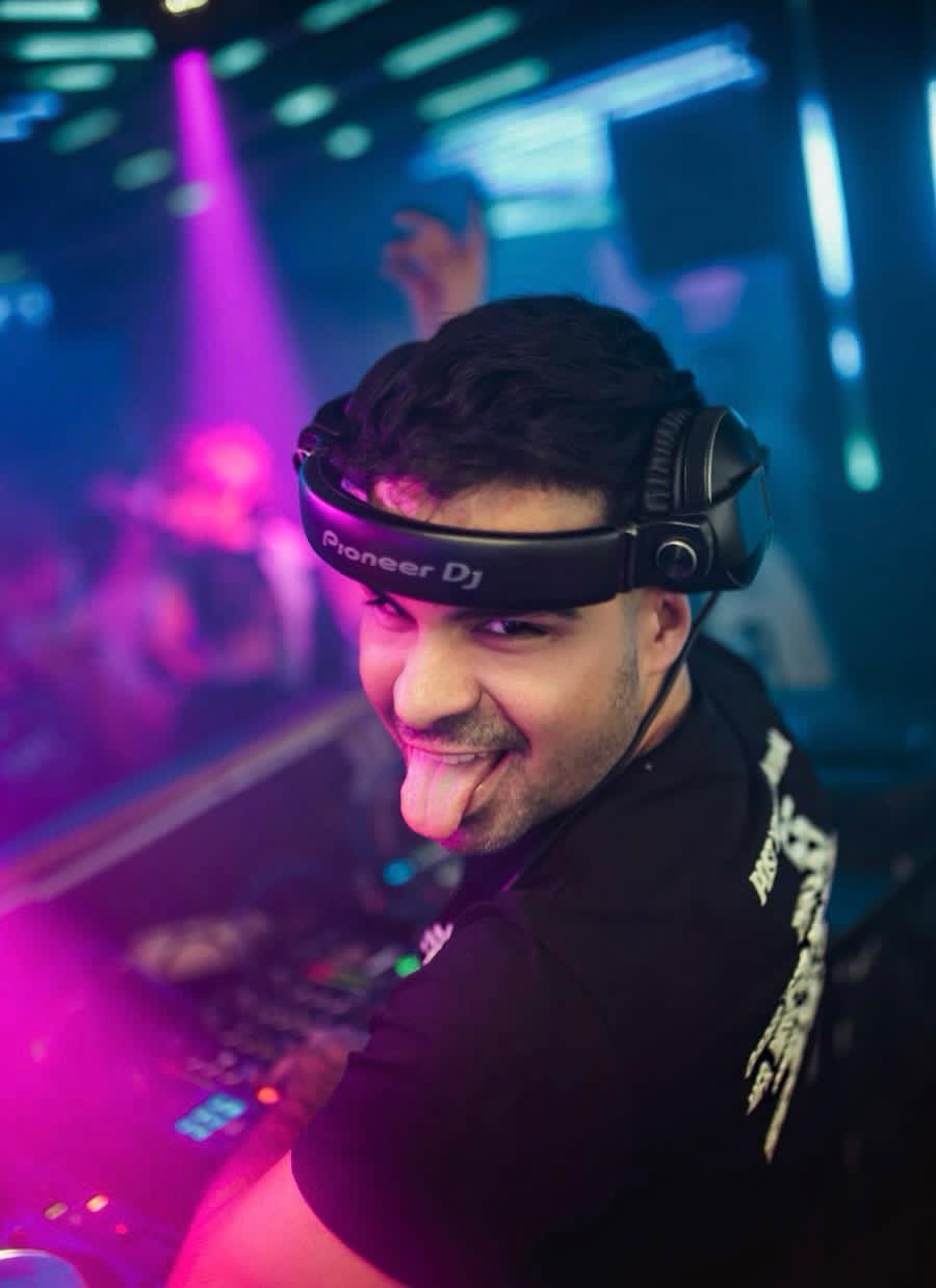 DJ Jonathan Rangel anuncia su gira 2026 por Latinoamérica y un cierre ...